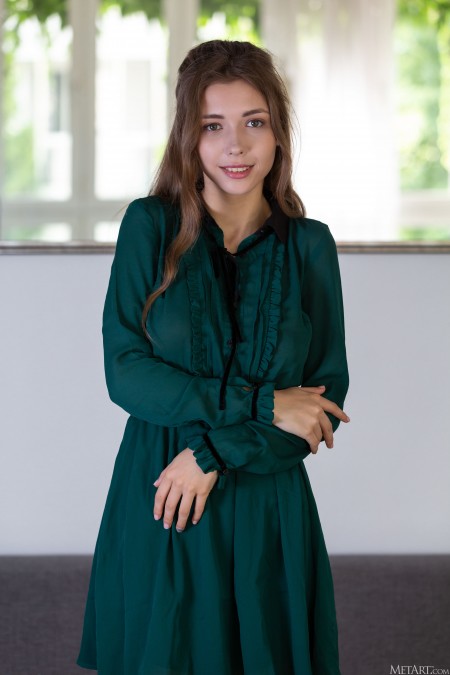 Green Dress — Mila Azul