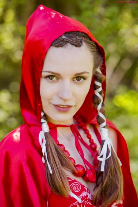 Red hood — Sofi Shane